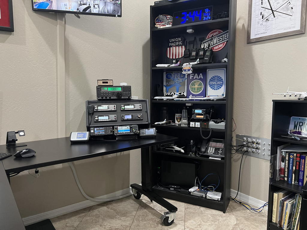 Radios1.jpeg | RadioReference.com Forums